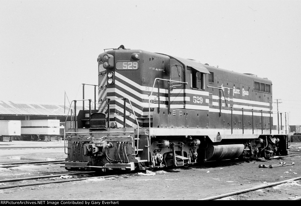 NKP GP9 #529 - Nickel Plate Road